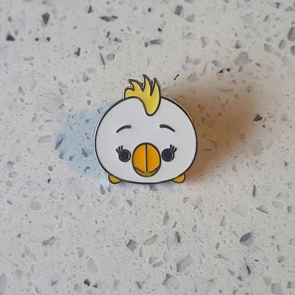 Disney | Jewelry | Official Disney Enchanted Tiki Lounge Cockatoo Bird ...